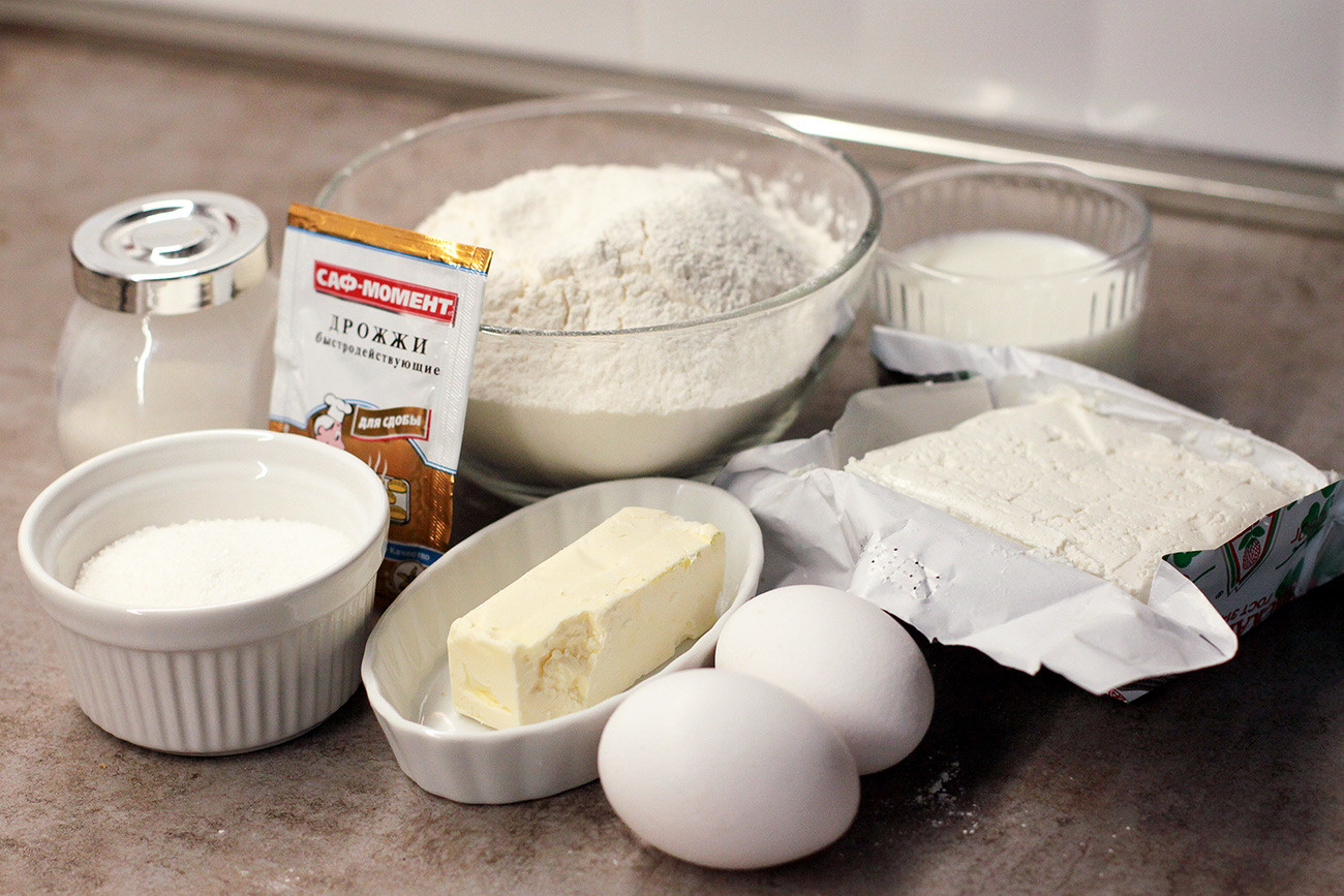 Vatrushki: dolcetti russi dal cuore morbido, ideali per la colazione o ...