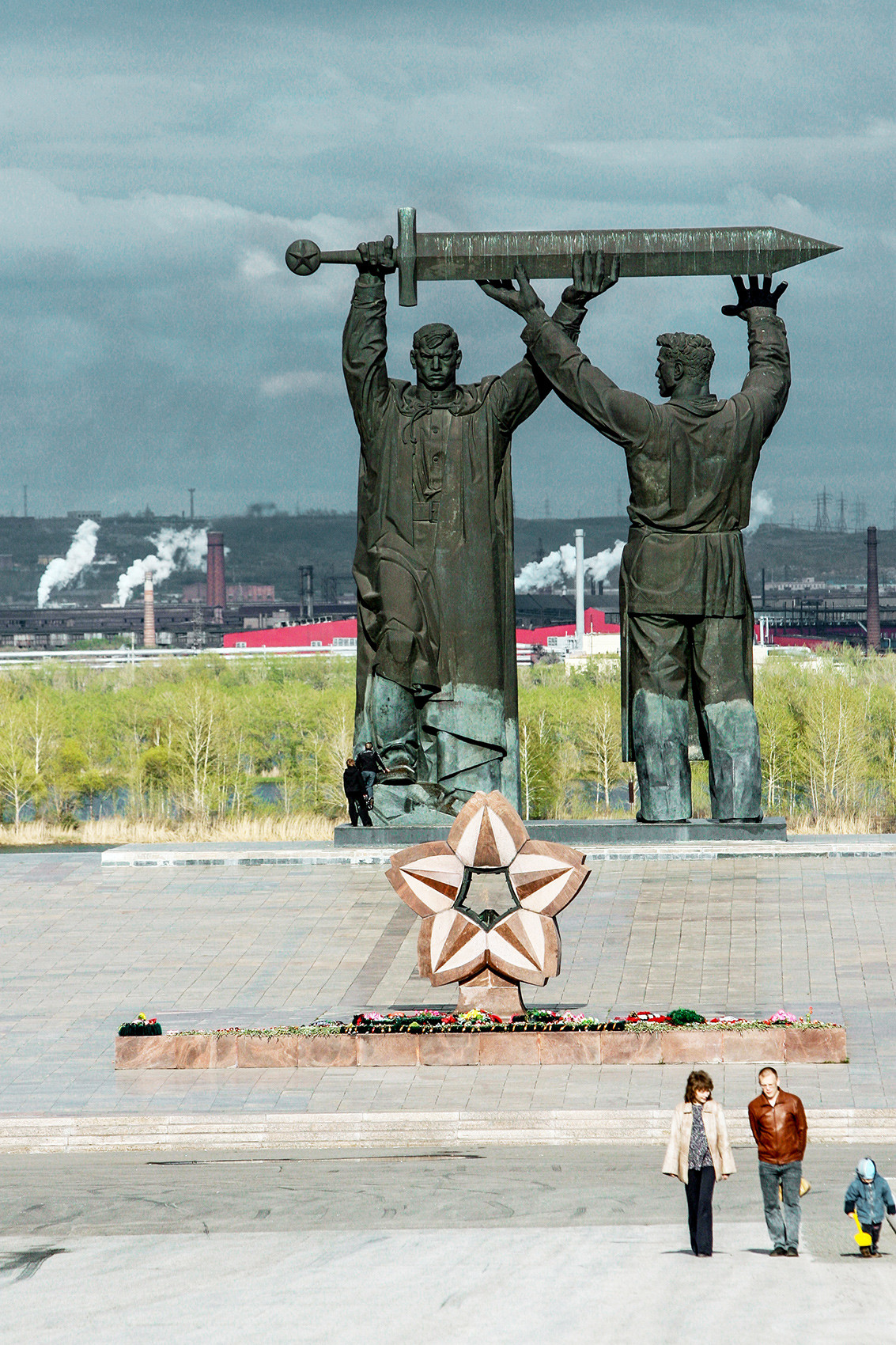 Les six monuments militaires les plus impressionnants de Russie ...