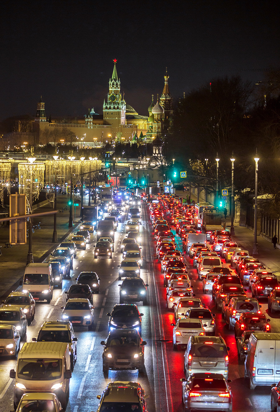 How Muscovites commute to work - Russia Beyond
