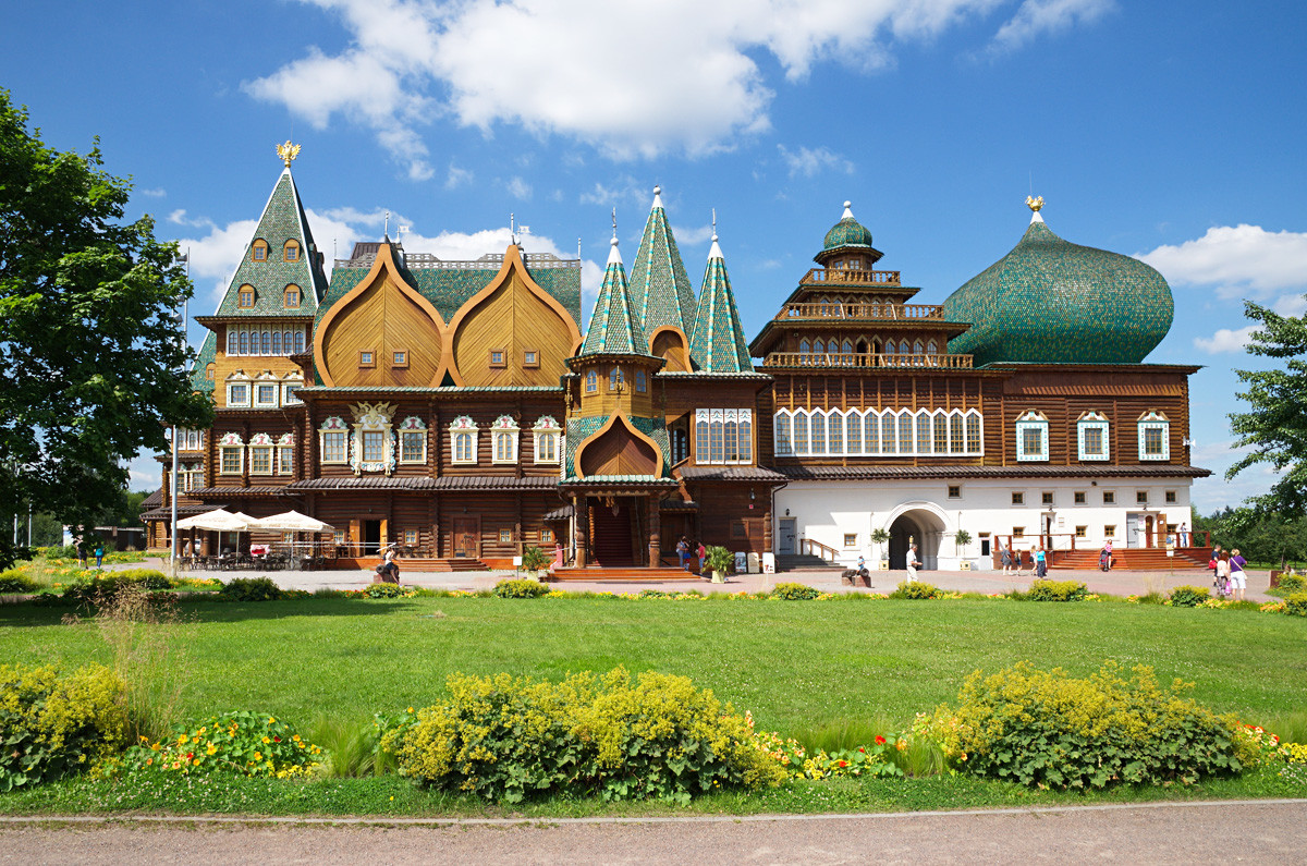 15 of the most amazing Romanov palaces in Russia - Russia Beyond