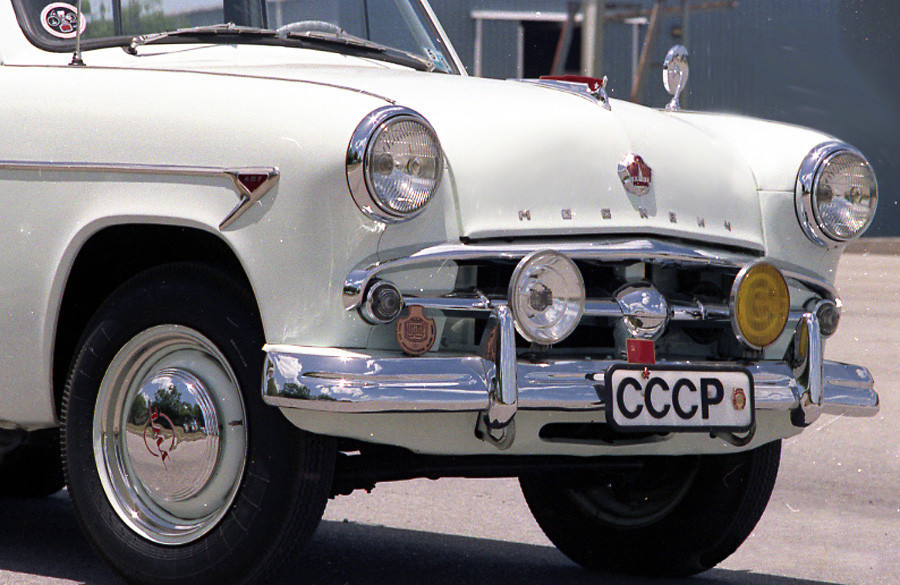 Como os soviéticos tentaram vender o carro Moskvitch aos americanos ...