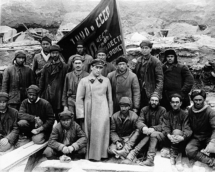 From great hopes to Great Terror: 17 Soviet photos of the 1930s ...