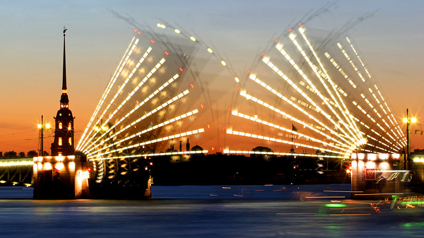 We know they move, but how do they work? St.Petersburg’s soaring ...