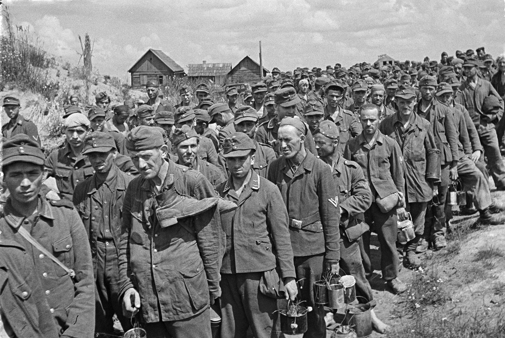 Cuando soldados alemanes desfilaron por Moscú durante la Segunda Guerra ...