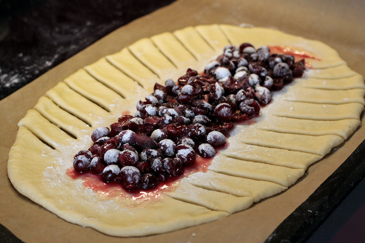 Dive into cherry season with this Russian sweet-braided bread - Russia ...