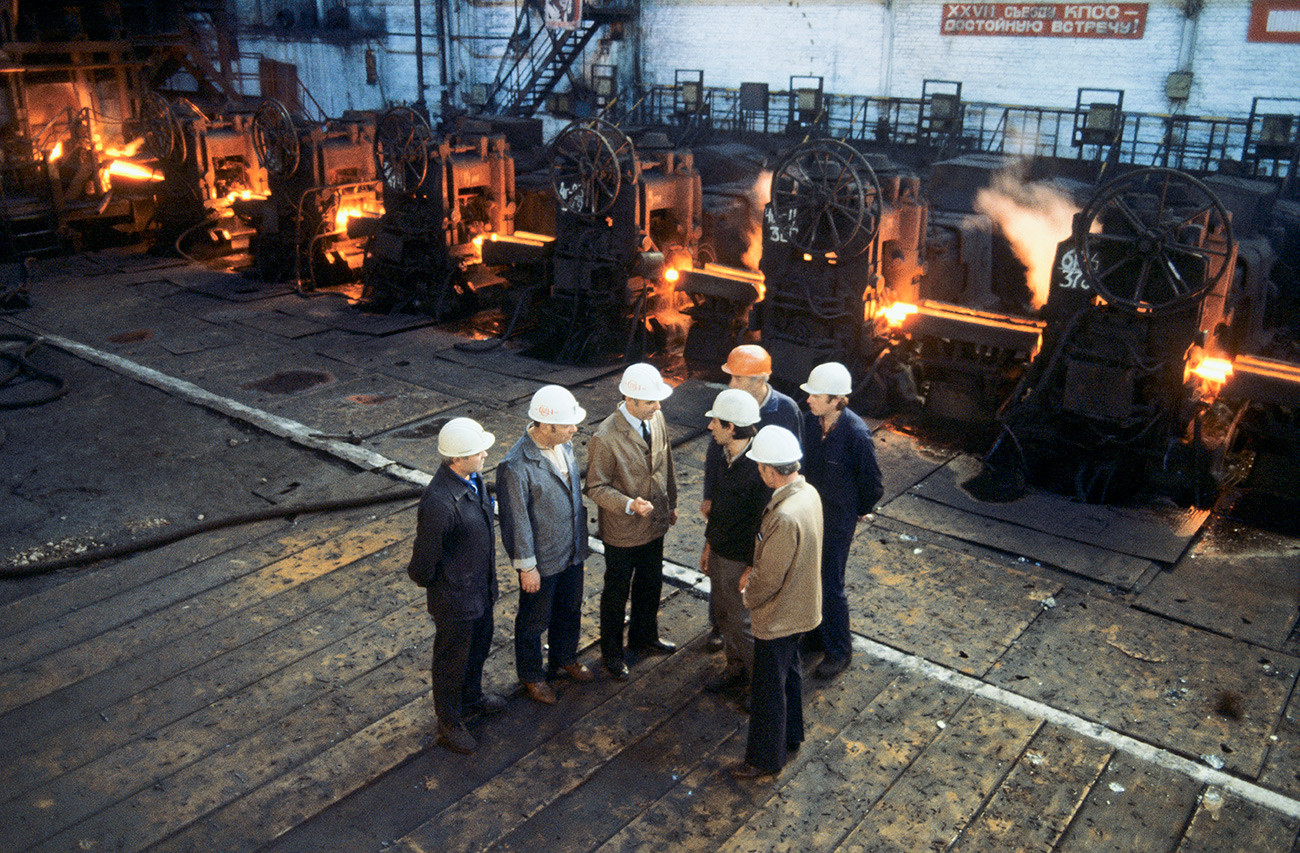 How did the Soviet economy work and why did it fail? - Russia Beyond