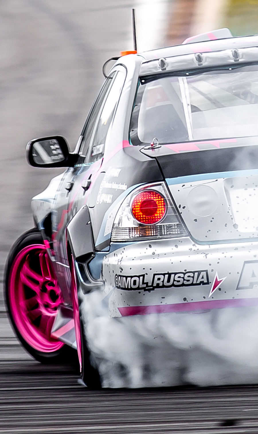 This girl drifts against all odds (PHOTOS) - Russia Beyond