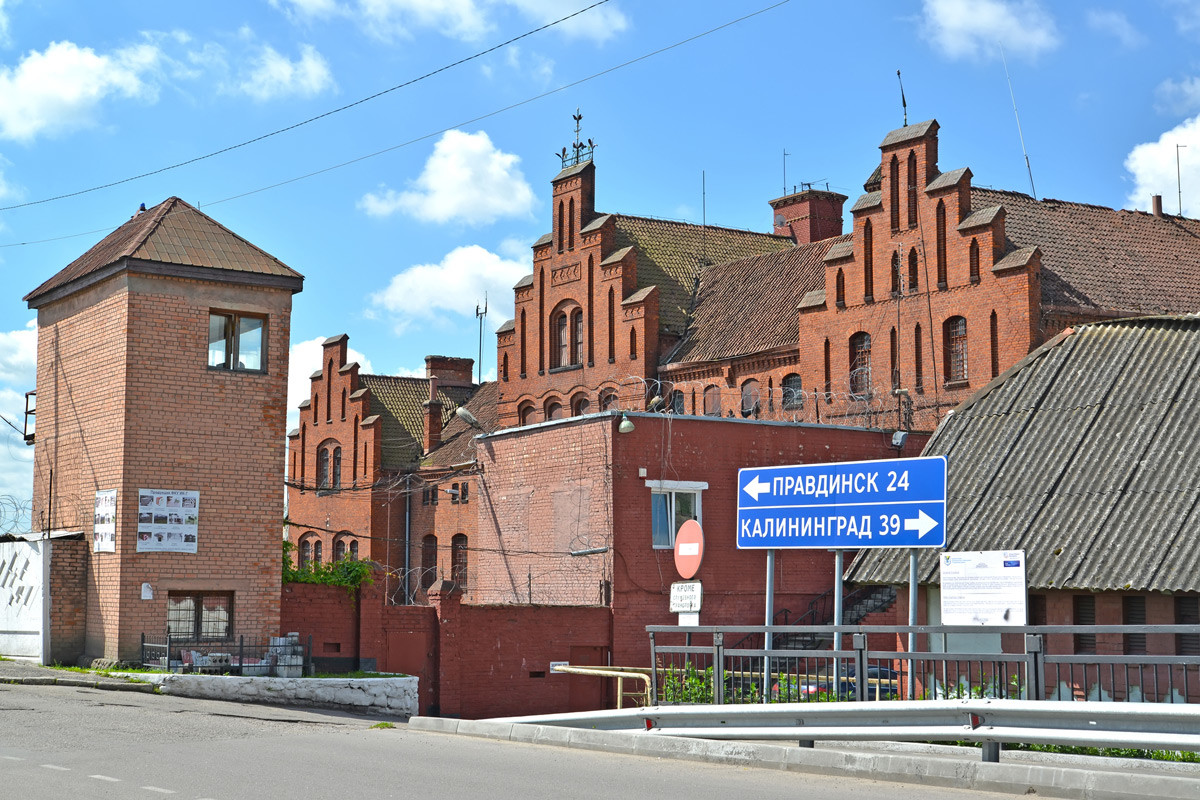 7 awesome medieval castles in Russia (PHOTOS) - Russia Beyond