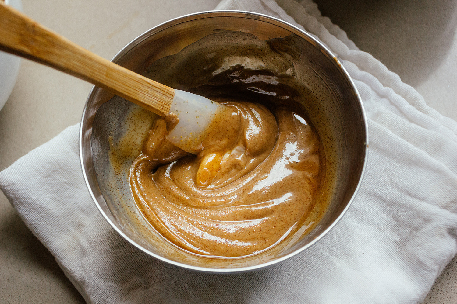 How to cook Soviet praline with crushed hazelnuts at home - Russia Beyond