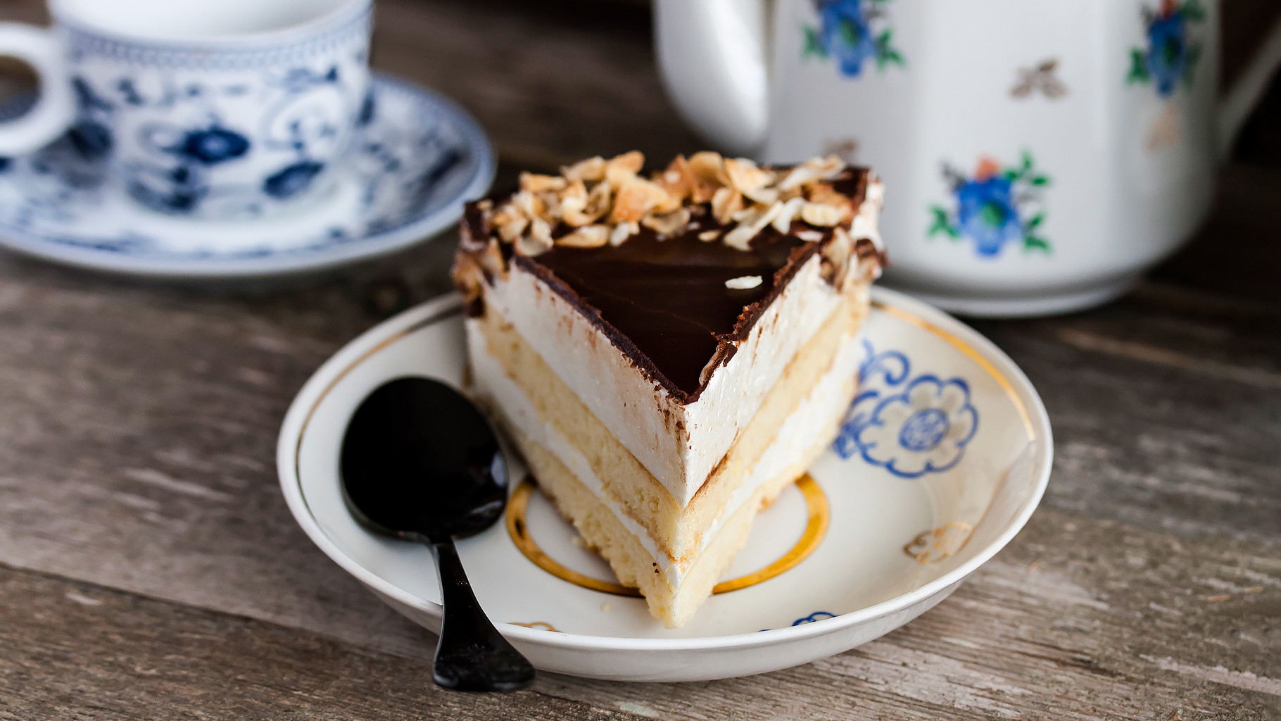 Jenseits von Pelmeni und Borschtsch: Sieben bekannte Moskauer Speisen ...