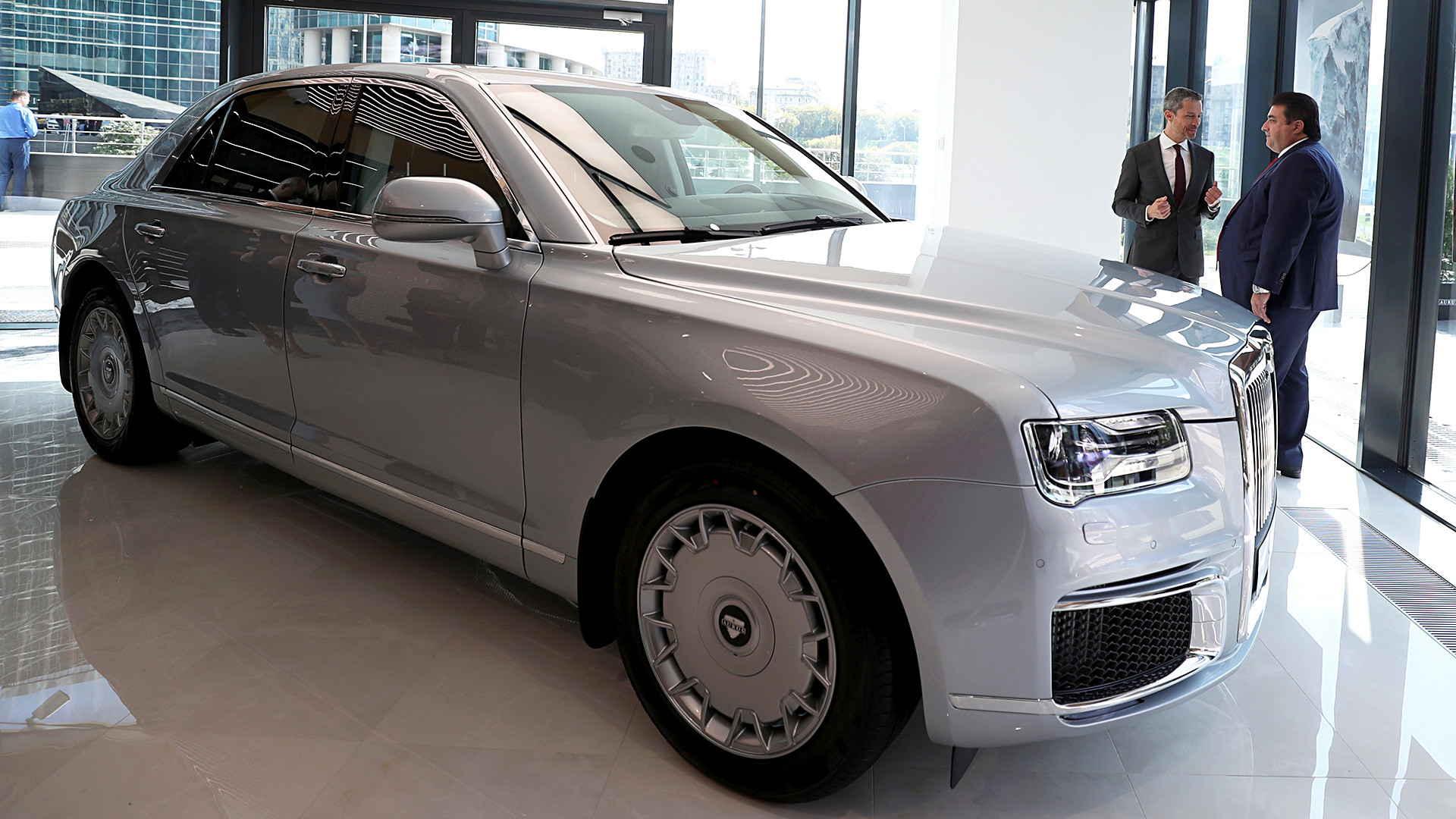 Der neue Aurus-Showroom ist in Moskau eröffnet (FOTOS) - Russia Beyond DE