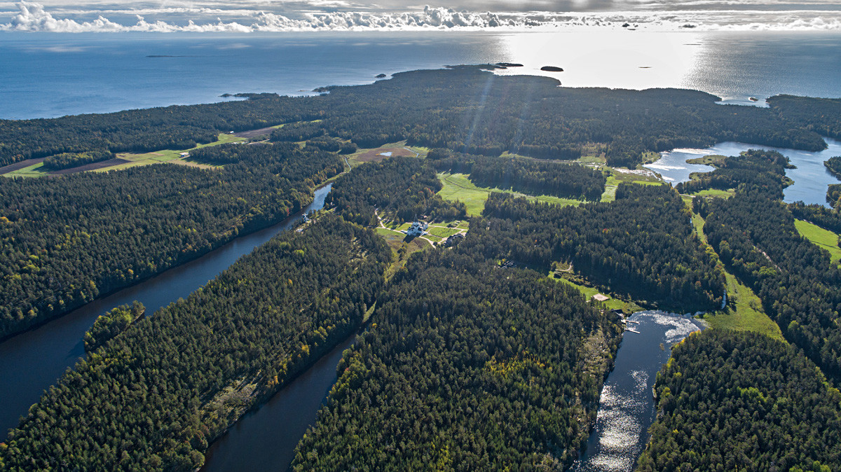 Why is Ladoga considered Russia’s most extraordinary lake? - Russia Beyond