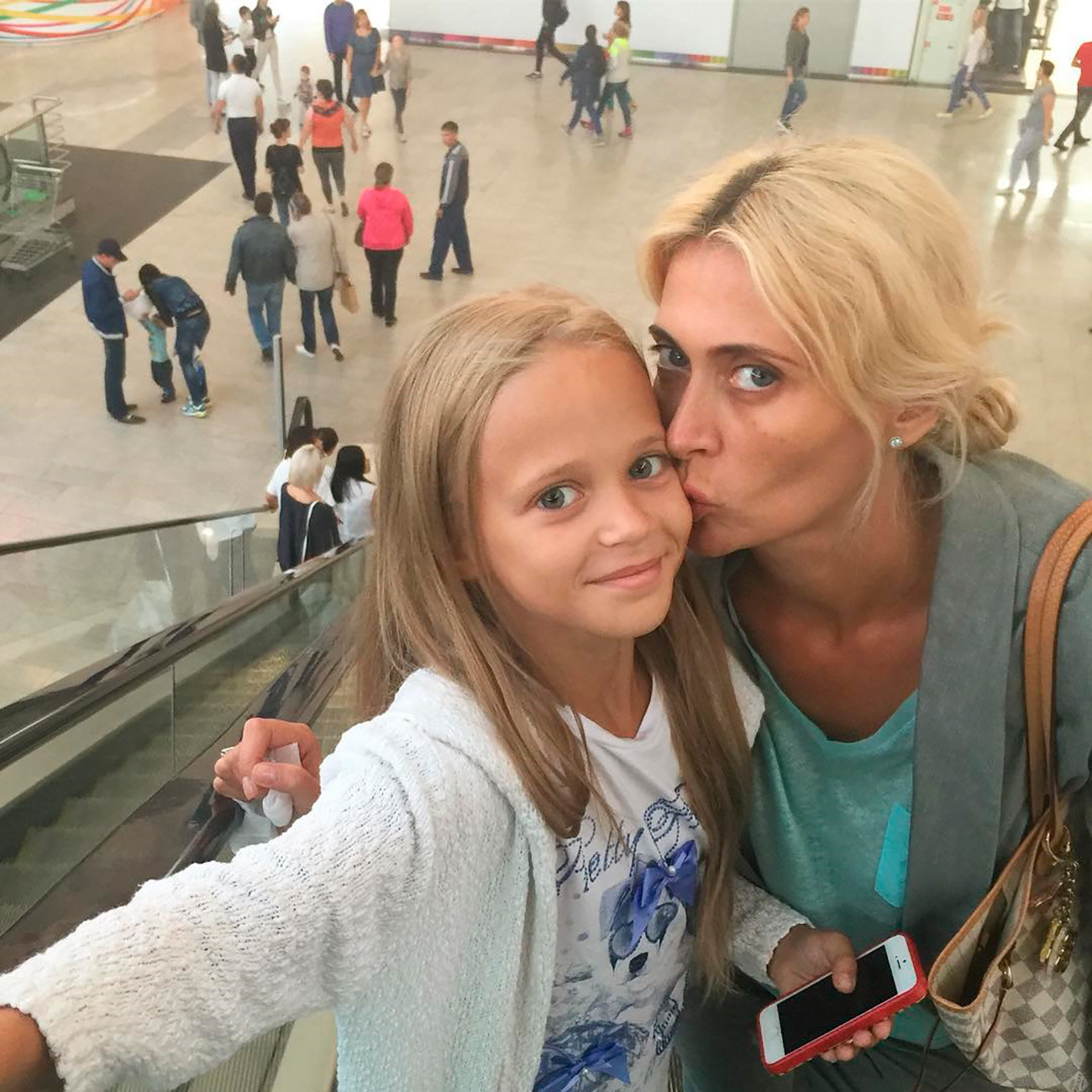 Kako je jedna djevojčica iz Sibira osvojila europske modne piste (FOTO ...