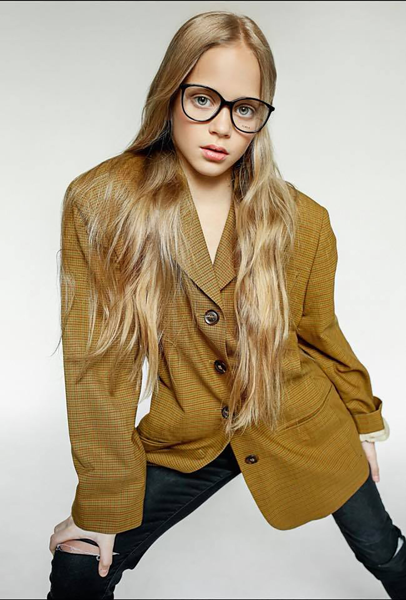 Kako je jedna djevojčica iz Sibira osvojila europske modne piste (FOTO ...