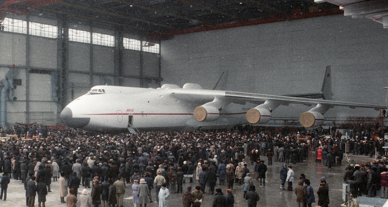 This is how the world's largest aircraft looks like UP CLOSE (PHOTOS ...