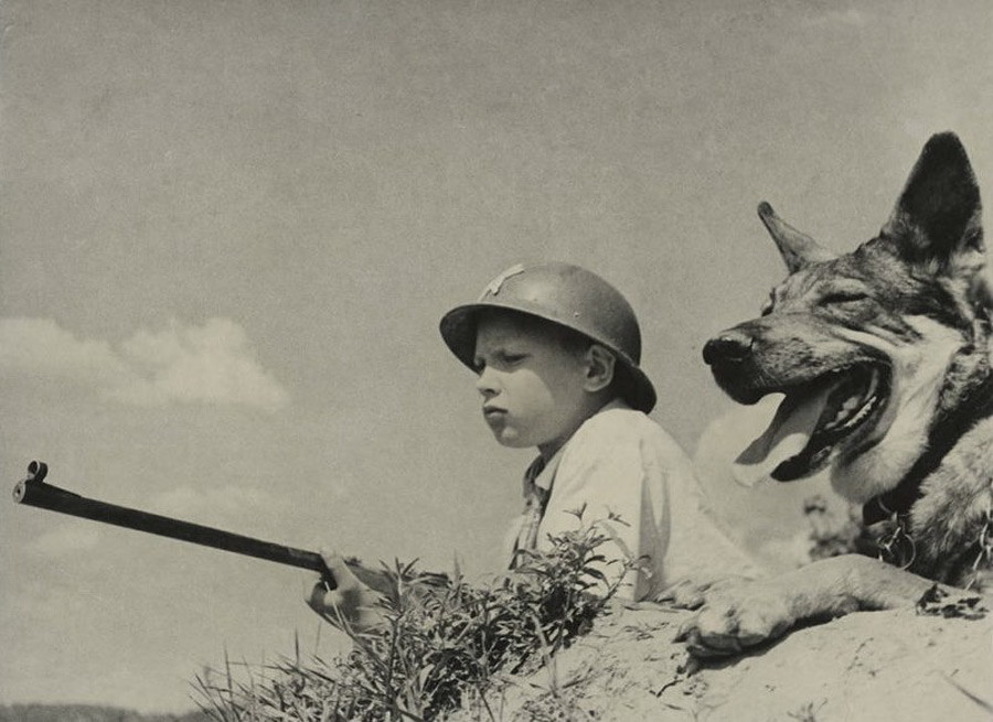 L’infanzia ai tempi dell’URSS raccontata dal fotografo Mikhail Grachev - Russia Beyond - Italia