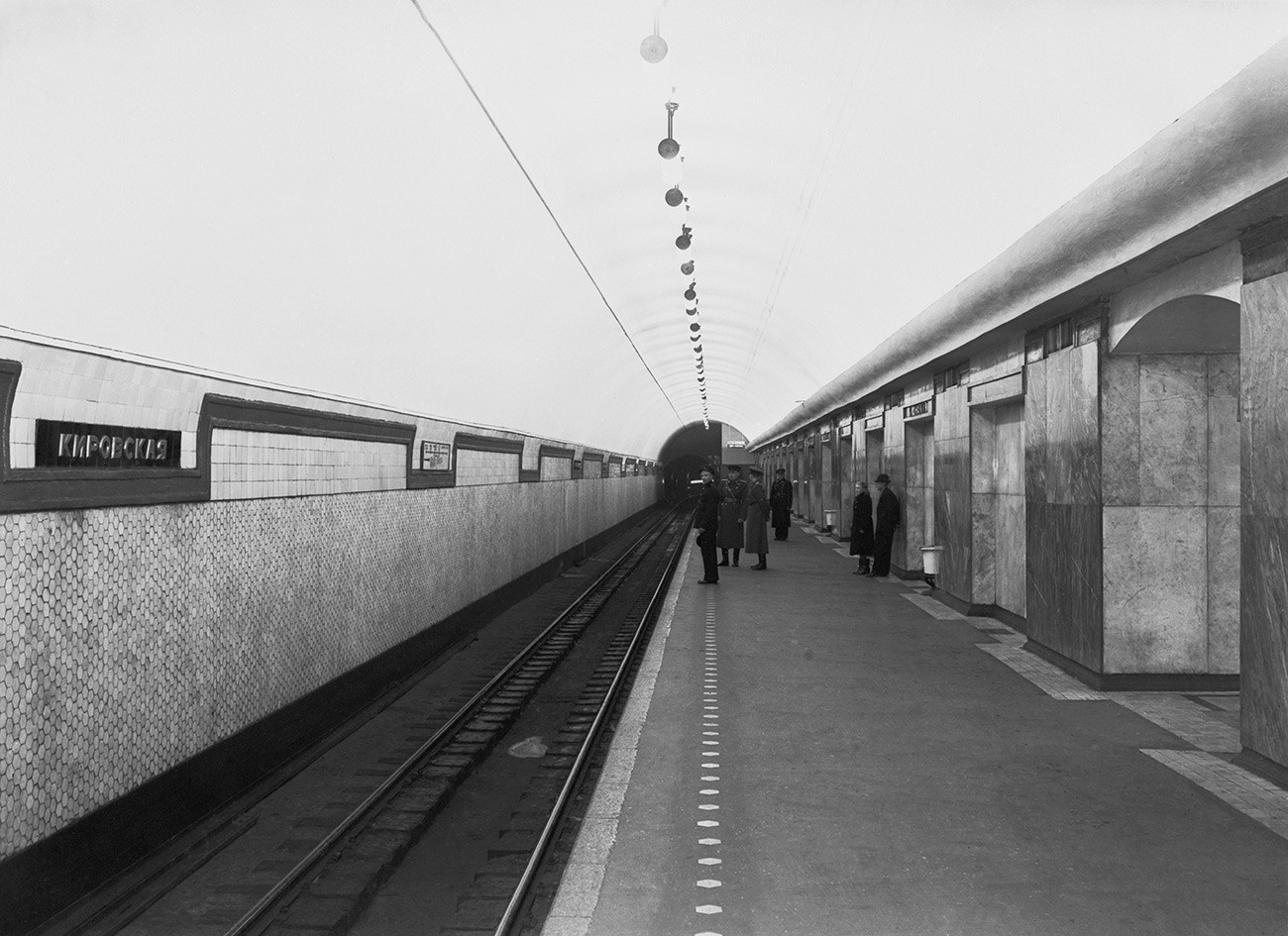 What went down in the Moscow Metro during WWII? (PHOTOS) - Russia Beyond