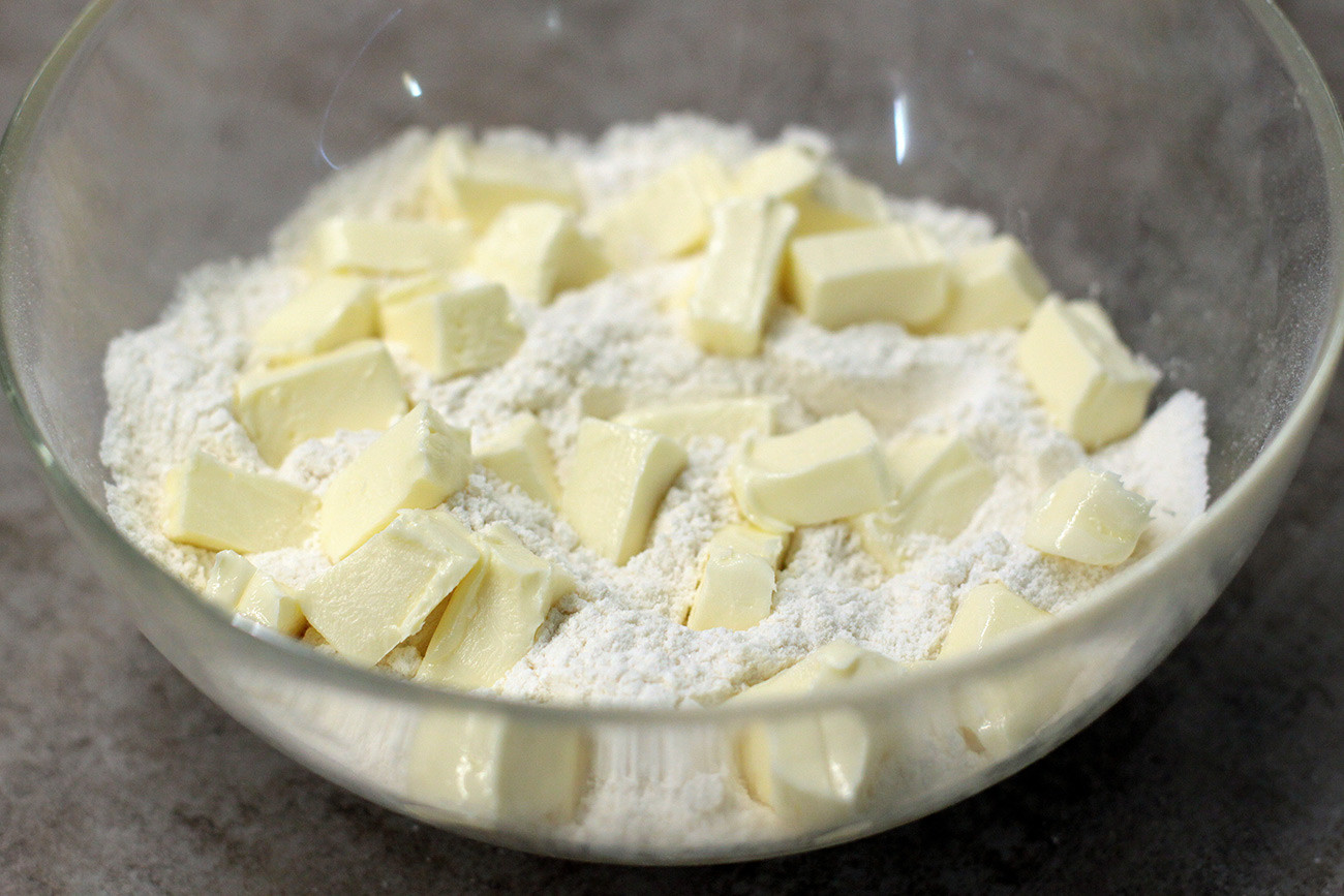 How to bake iconic rogaliki, aka Soviet “croissants” - Russia Beyond