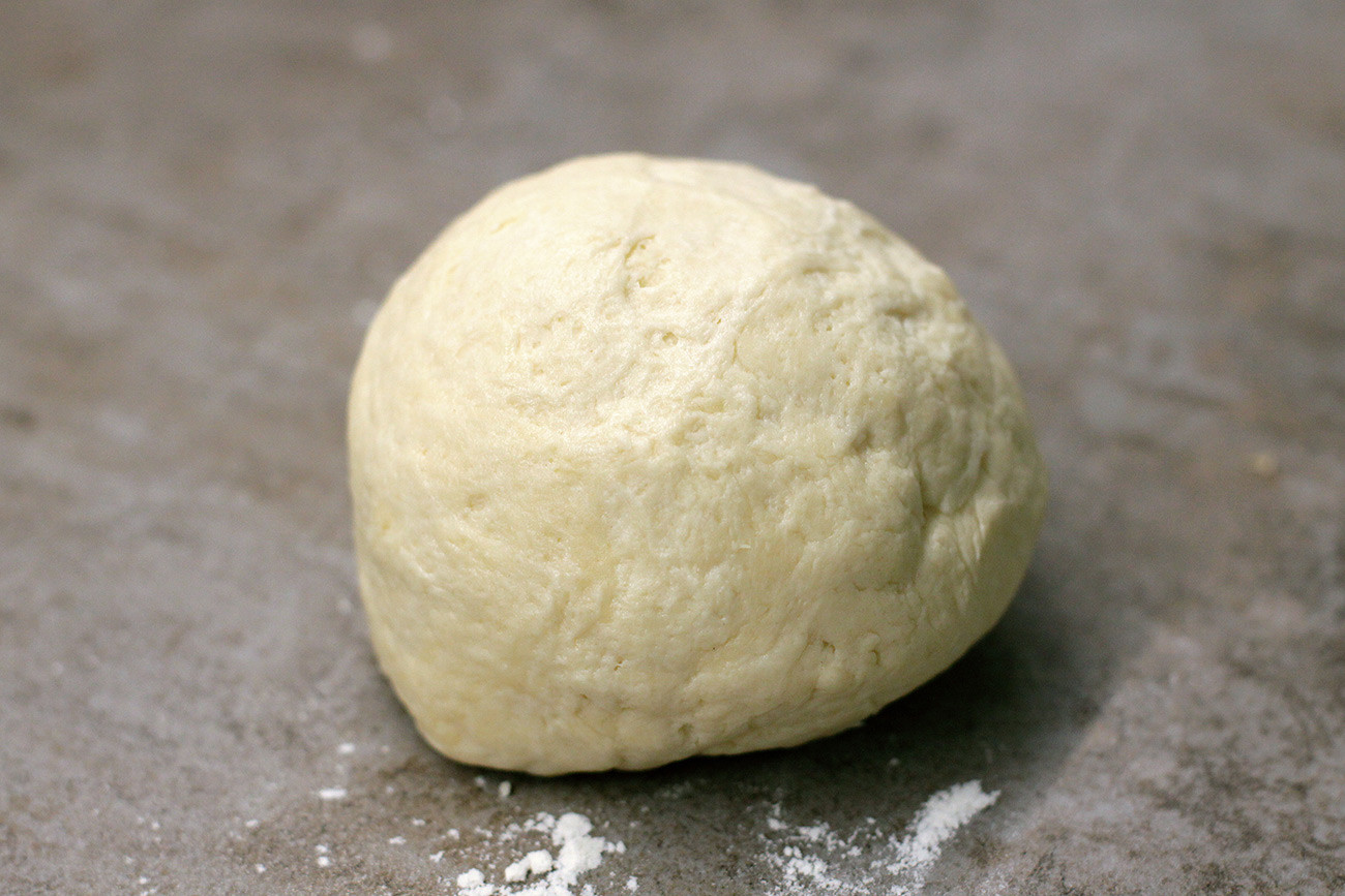 How to bake iconic rogaliki, aka Soviet “croissants” - Russia Beyond