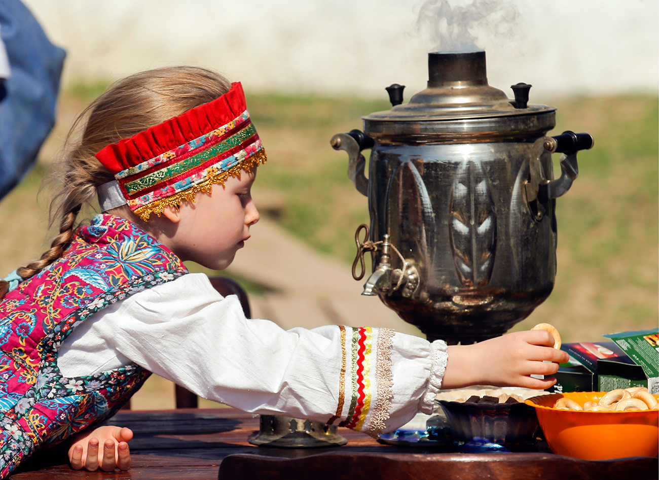 How Russians drink their tea - Russia Beyond
