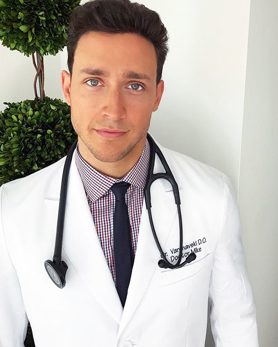 Dokter Terseksi Amerika Ternyata Orang Rusia! - Russia Beyond