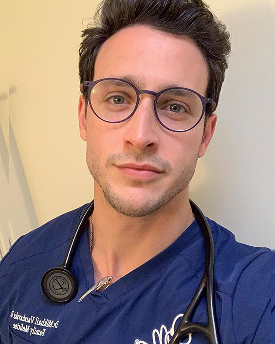 Dokter Terseksi Amerika Ternyata Orang Rusia! - Russia Beyond