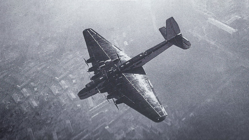 How the Soviet Union's (and the world's) largest plane died in flames ...