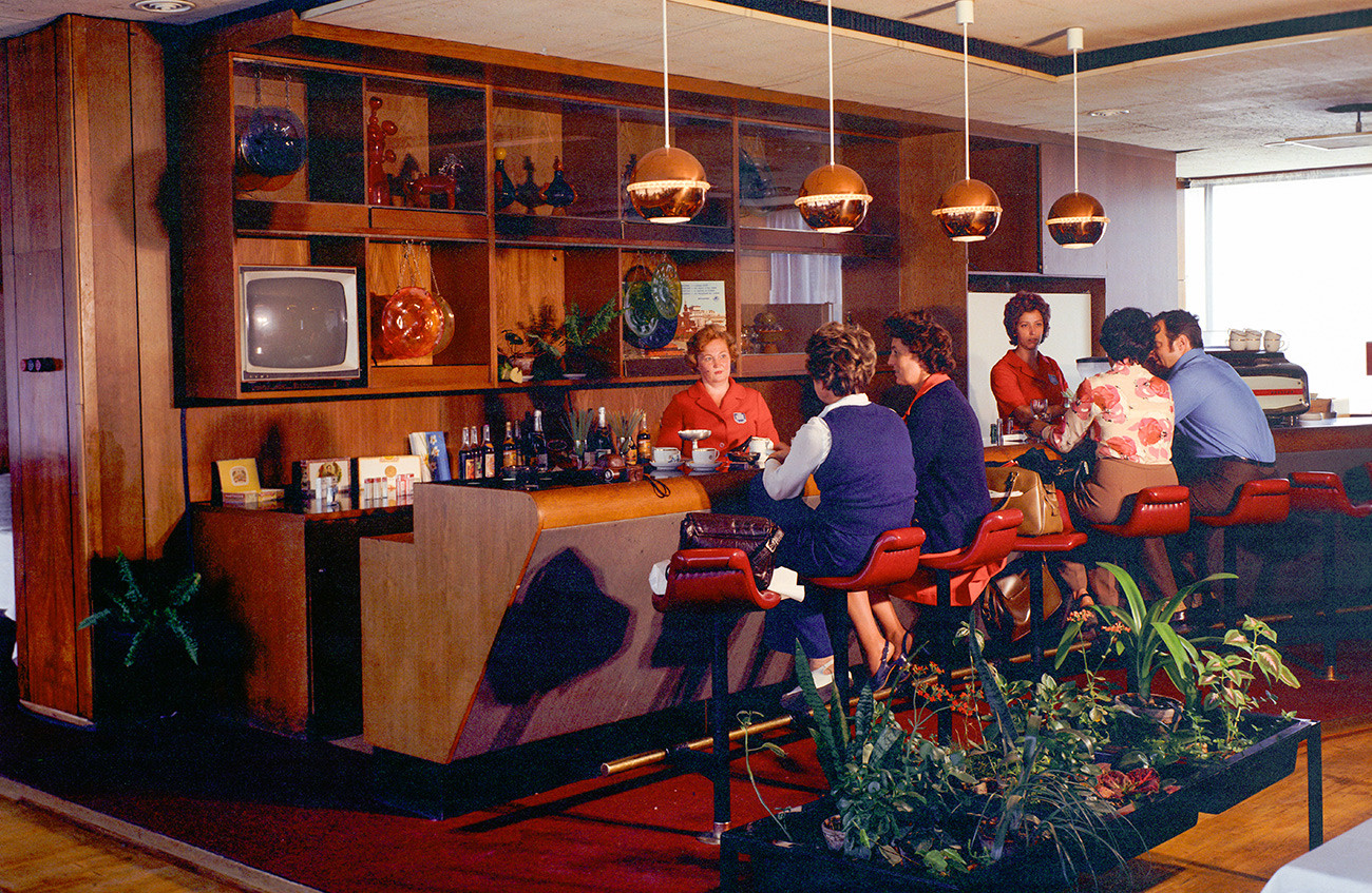 What happened to these iconic Soviet hotels in Moscow? - Russia Beyond