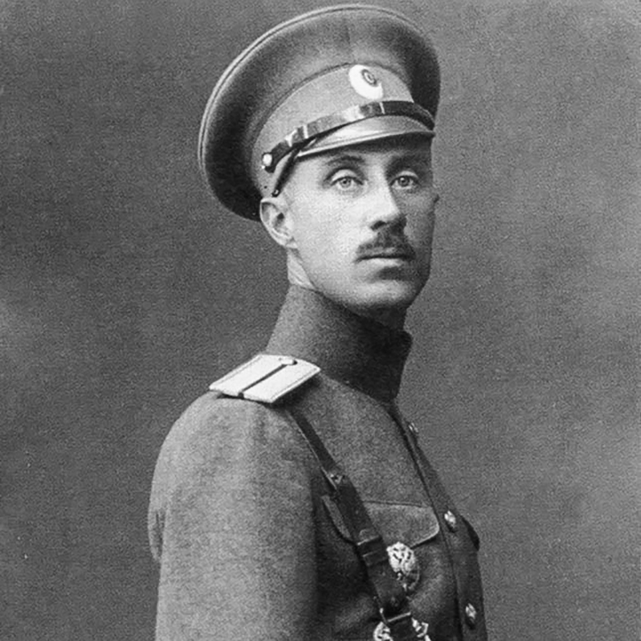 Os presentamos a los oficiales imperiales rusos que casi derrotan a los ...