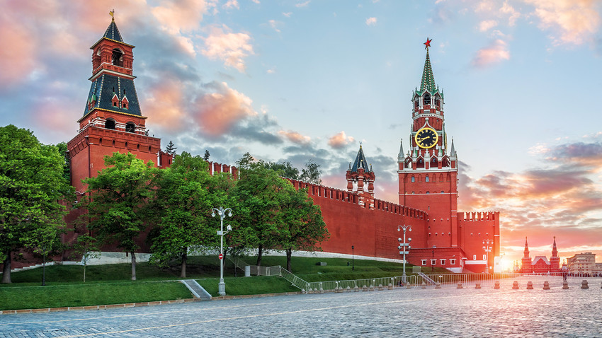 Enam Fakta Menara Spasskaya, Menara Utama Kremlin - Russia Beyond