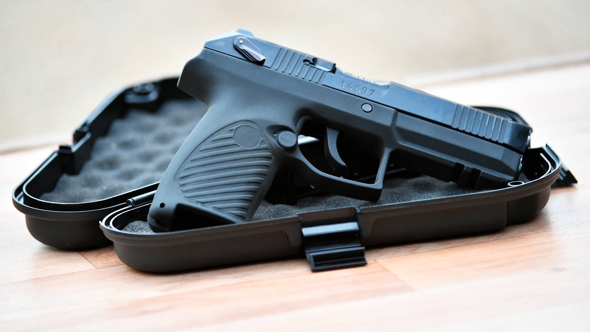 Russian security services to get new Aspid pistol - Russia Beyond