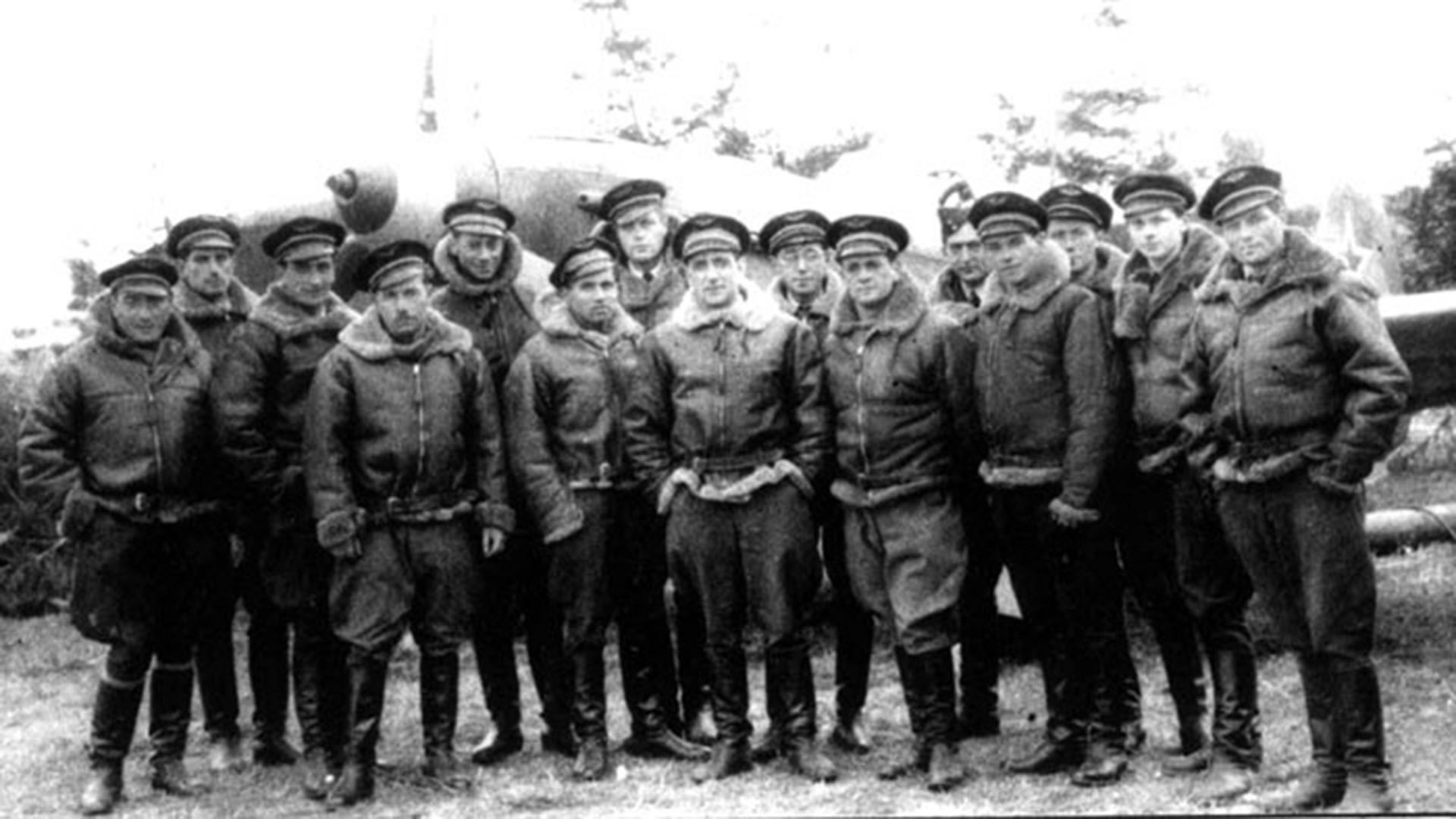 How the French fought for and against the USSR in WWII - Russia Beyond