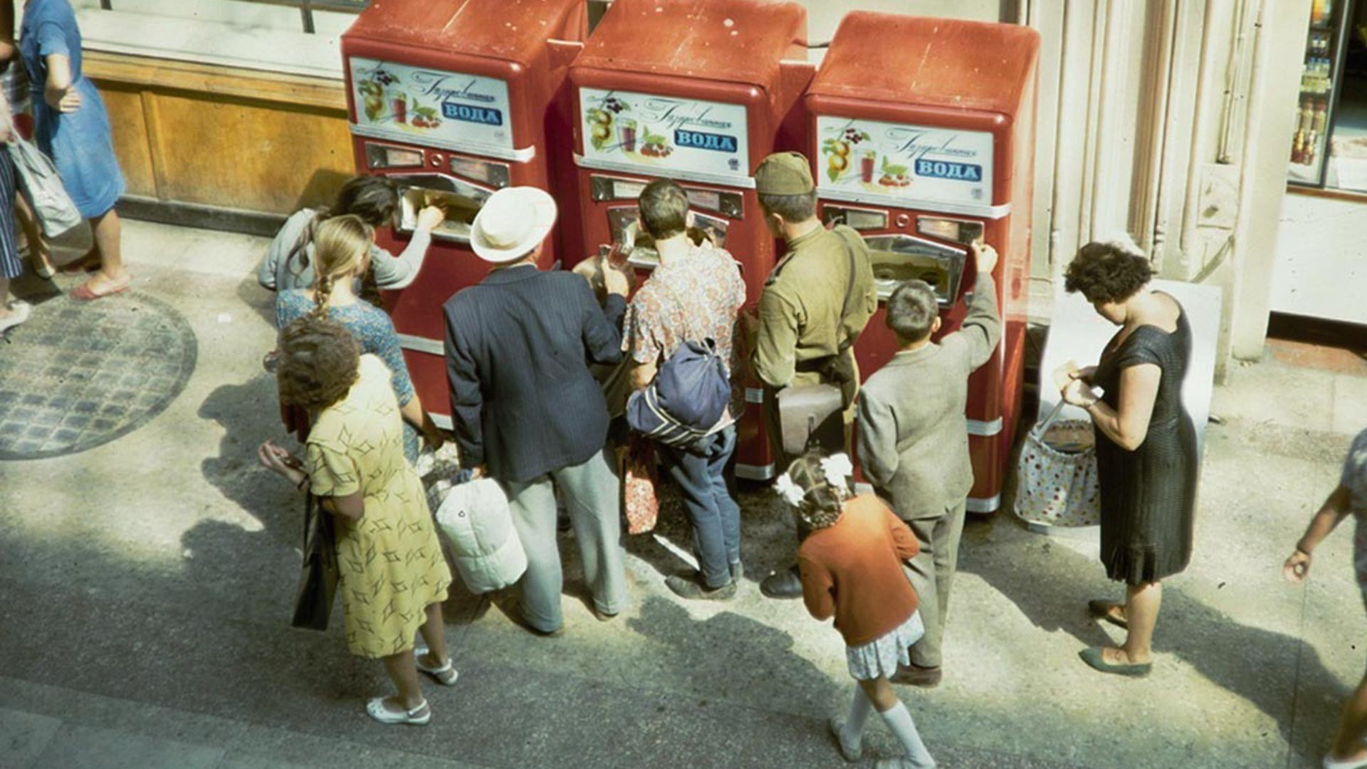 Fameuses machines à soda: comment en URSS tous buvaient dans un seul ...