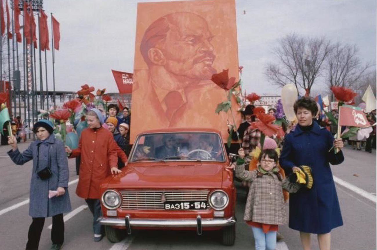 La leggendaria Lada 2101, la macchina che segnò la storia dell ...