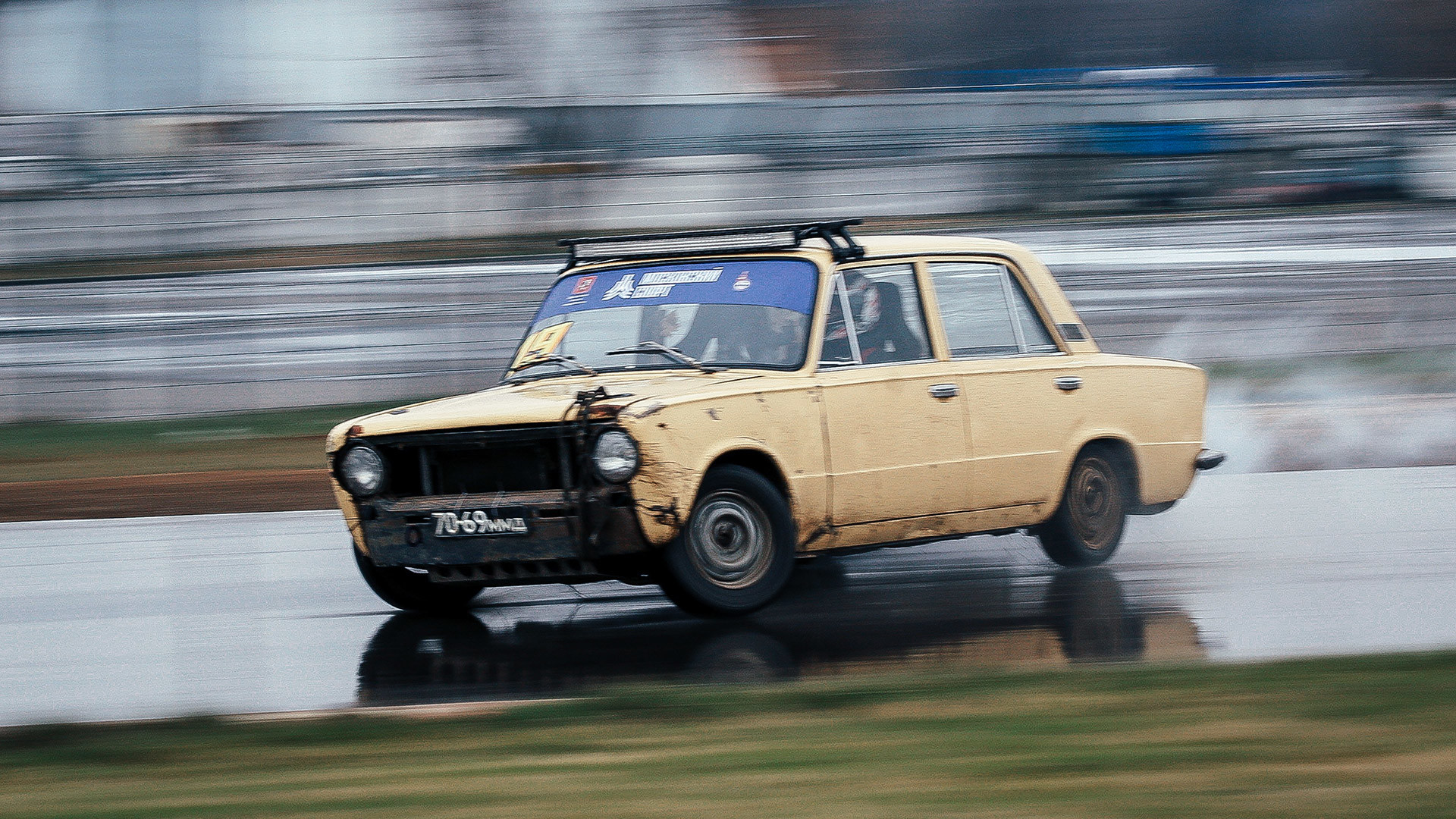 How the Lada 2101 became an iconic Soviet car - Russia Beyond
