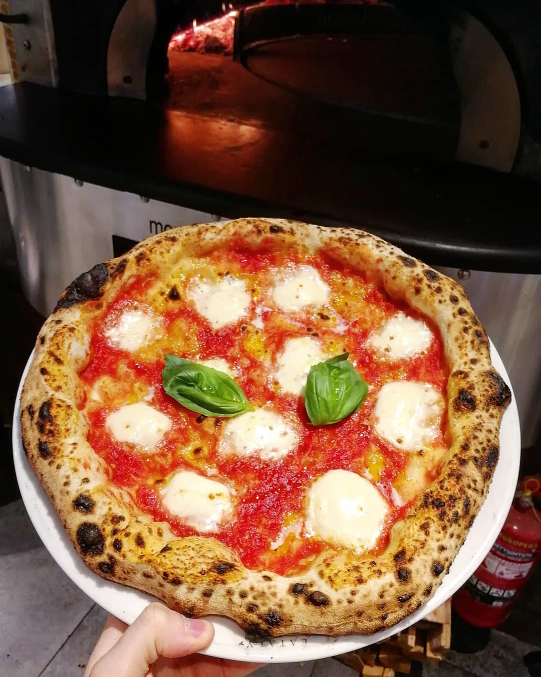 Vincenzo, campione del mondo di pizza napoletana, racconta la sua vita a Mosca - Russia Beyond ...