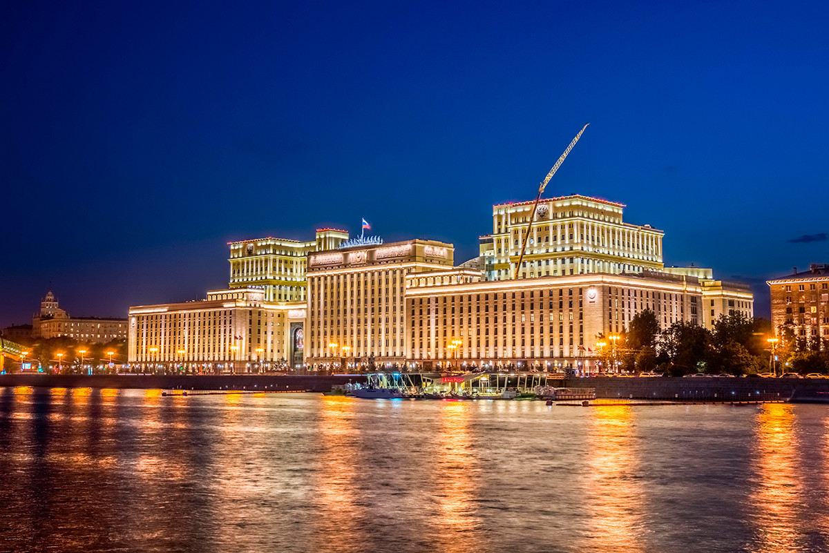 7 most PRESTIGIOUS & EXPENSIVE districts in (and near) Moscow - Russia ...
