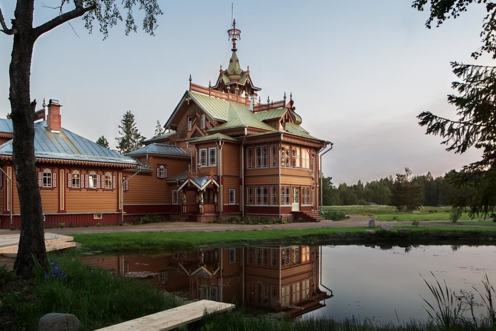 Top 10 traditional Russian-style hotels - Russia Beyond