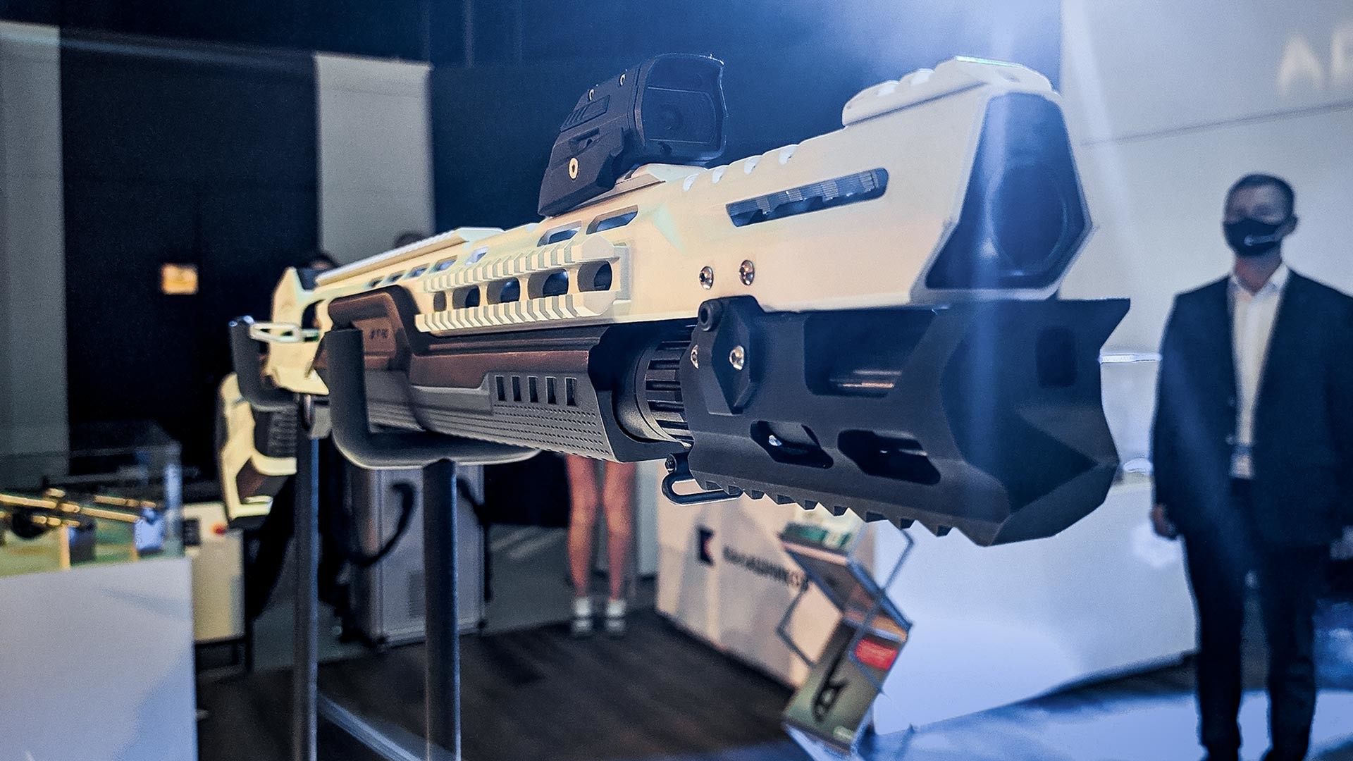 Kalashnikov creates first shotgun for iPhone - Russia Beyond