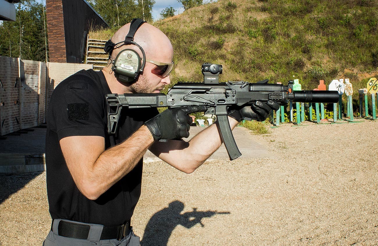 "Калашников" показа нов автомат за подразделенията на ФСБ - Russia ...