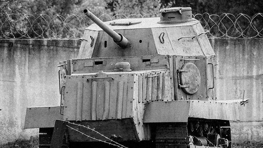 Ein Traktor im Panzerkostüm: Die ungewöhnlichsten Panzer des Zweiten ...