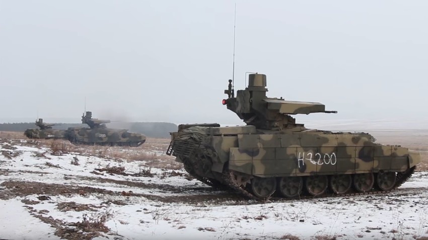 Así combaten los BMP-T ‘Terminator’ integrados en una división de ...