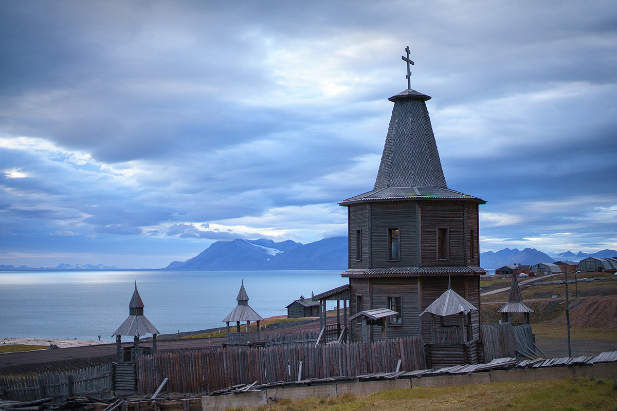 Arctic life in the Russian towns of Barentsburg and Pyramiden (PHOTOS ...