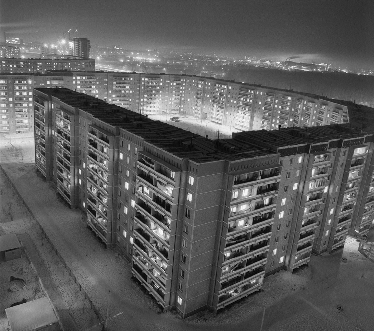 Plattenbauten und verkehrte Häuser: Sowjetische Architekturexperimente ...