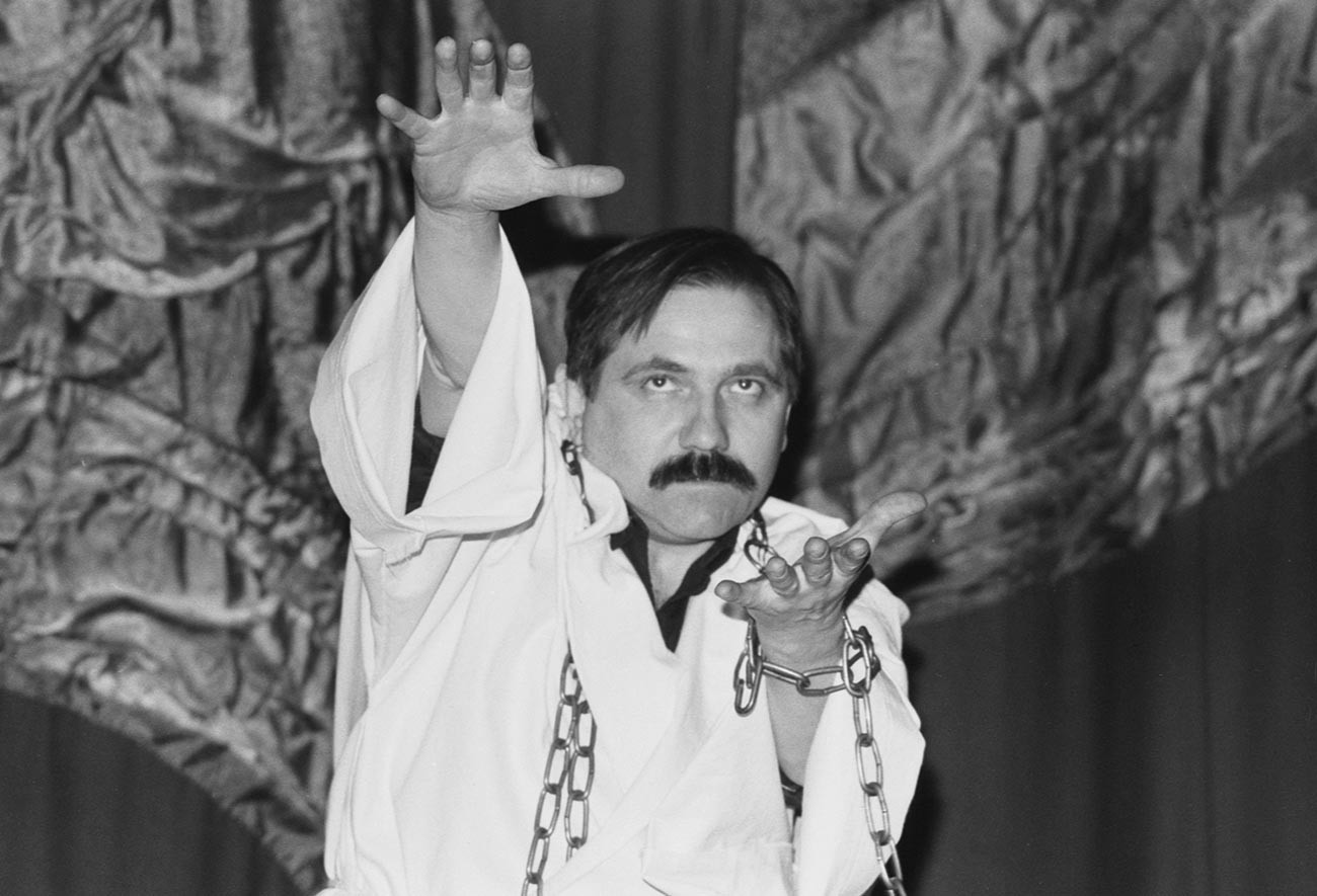 How 'psychic healers' supposedly cured all maladies on Soviet TV ...