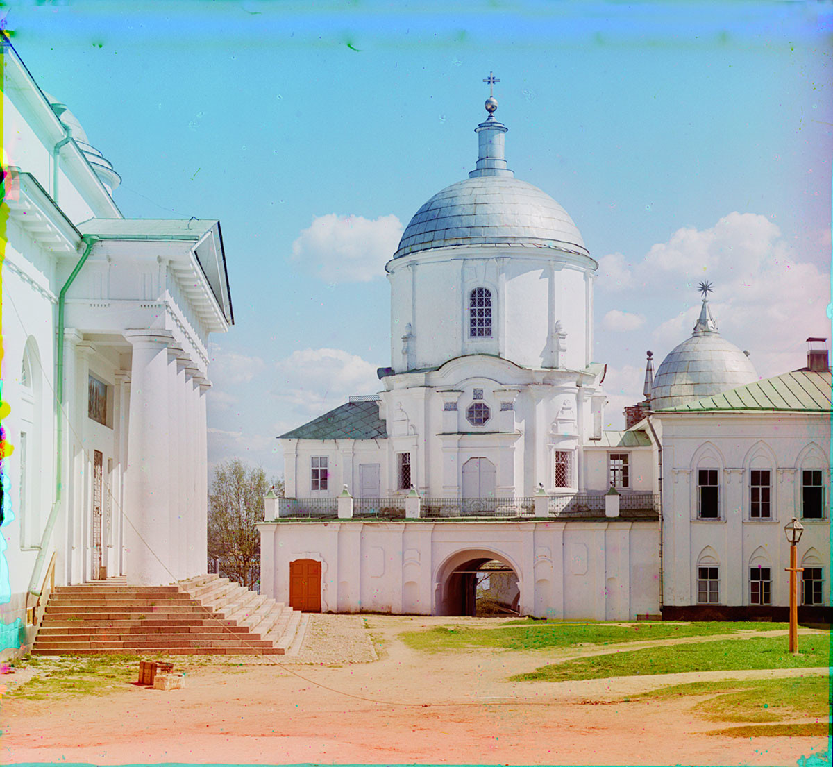 Treasures of Russia’s most picturesque monastery - Russia Beyond