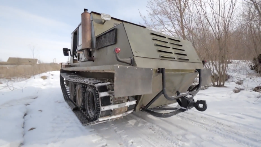 Se Frankenstein tivesse projetado ATVs na Rússia, eles seriam assim ...