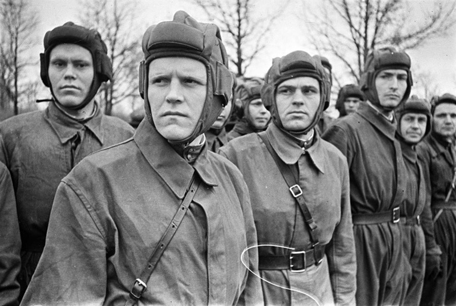 Look into the faces of Soviet WWII soldiers (PHOTOS) - Russia Beyond