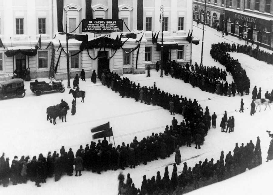 The Soviet Union's LARGEST funerals (PHOTOS) - Russia Beyond