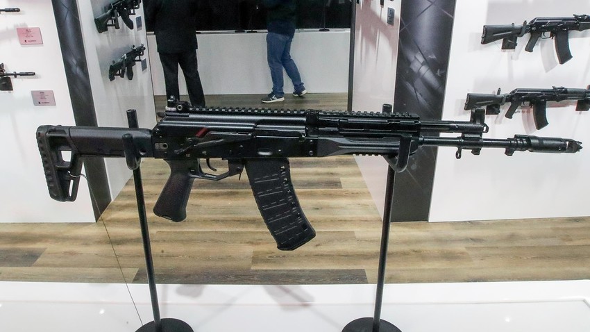 Kalashnikov Luncurkan Senapan AK Terbaru untuk Unit-Unit Pasukan Khusus ...